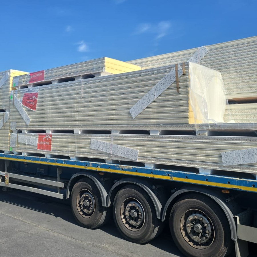 Special offers: Sandwich panels wall smooth 2. WAHL 100mm | Panel Sell Ltd.